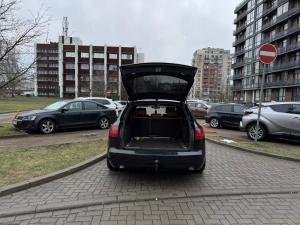 Black Audi A6 2005 in Riga, with an engine capacity of 3.00 L and mileage of 328 thousand km for 2990 €, photo 9 on AUTOMOTO.COM.LV