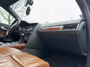 Black Audi A6 2005 in Riga, with an engine capacity of 3.00 L and mileage of 328 thousand km for 2990 €, photo 11 on AUTOMOTO.COM.LV