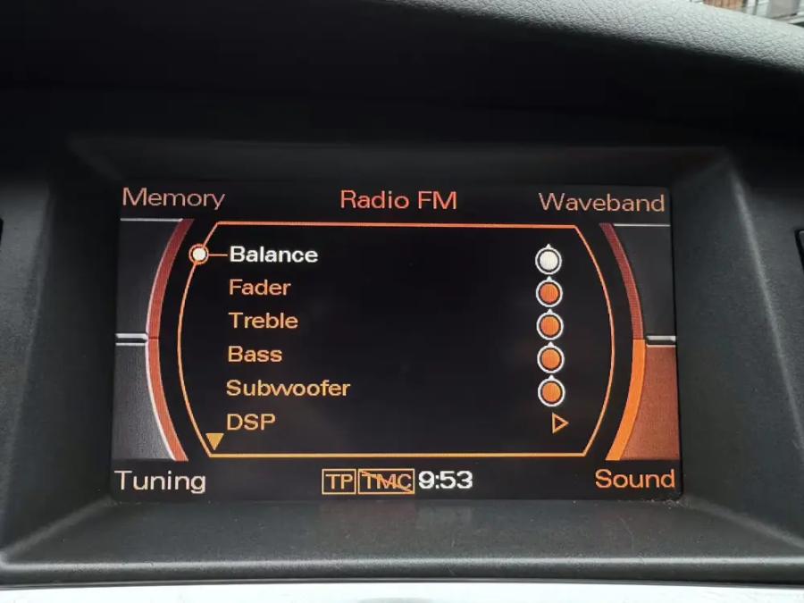 Black Audi A6 2005 in Riga, with an engine capacity of 3.00 L and mileage of 328 thousand km for 2990 €, photo 15 on AUTOMOTO.COM.LV
