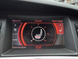 Black Audi A6 2005 in Riga, with an engine capacity of 3.00 L and mileage of 328 thousand km for 2990 €, photo 17 on AUTOMOTO.COM.LV