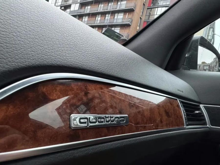 Black Audi A6 2005 in Riga, with an engine capacity of 3.00 L and mileage of 328 thousand km for 2990 €, photo 25 on AUTOMOTO.COM.LV