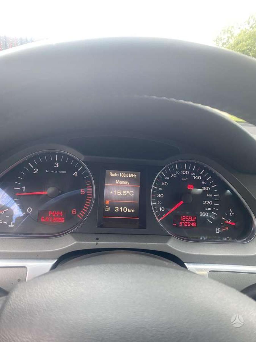 Melns Audi A6 2005 Viļņa, ar dzinēja tilpumu 0.00 L un nobraukumu 373 tūkst. km par 2800 €, foto 17 vietnē AUTOMOTO.COM.LV