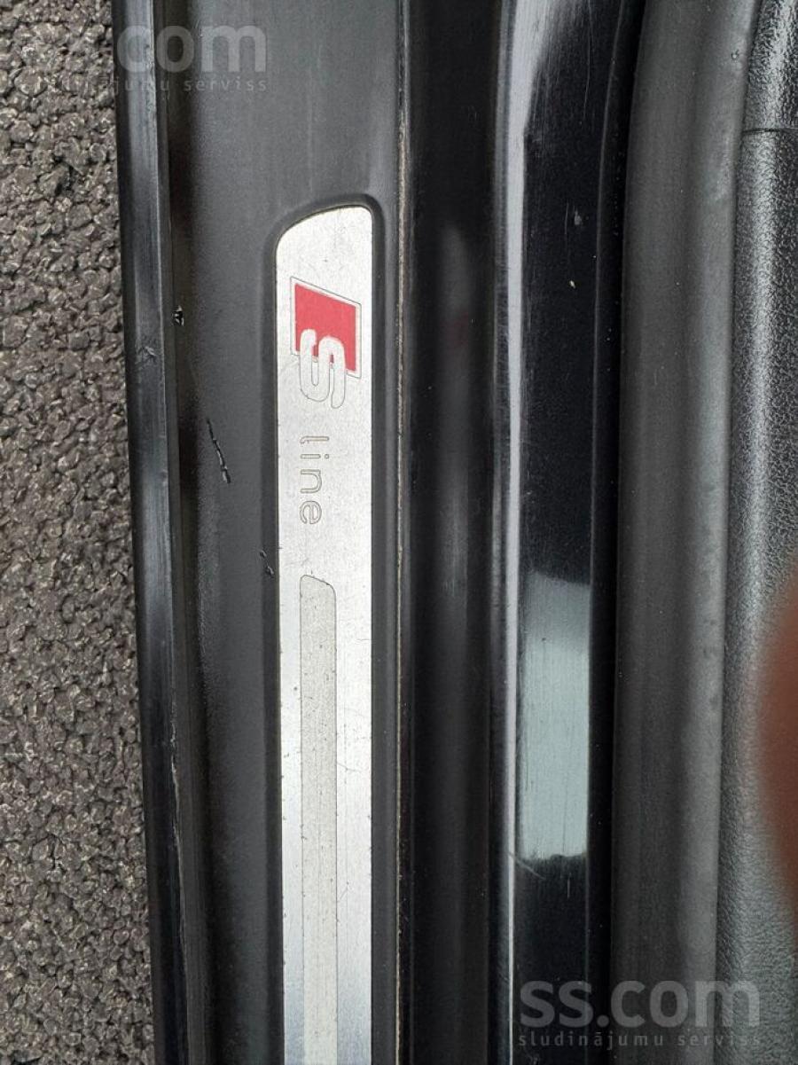 Melns Audi A6 2005 Jelgava, ar dzinēja tilpumu 3.00 L un nobraukumu 301 tūkst. km par 3400 €, foto 13 vietnē AUTOMOTO.COM.LV