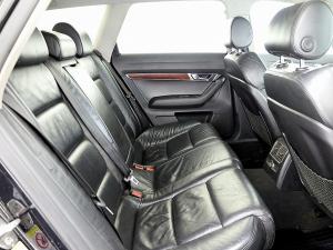 Черный Ауди А6 2005 в Таллин, объемом двигателя 3.00 л и пробегом 399 тыс. км за 1599 €, фото 8 на AUTOMOTO.COM.LV