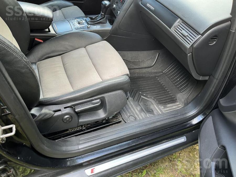 Melns Audi A6 2005 Rīga, ar dzinēja tilpumu 3.00 L un nobraukumu 413 tūkst. km par 1450 €, foto 16 vietnē AUTOMOTO.COM.LV