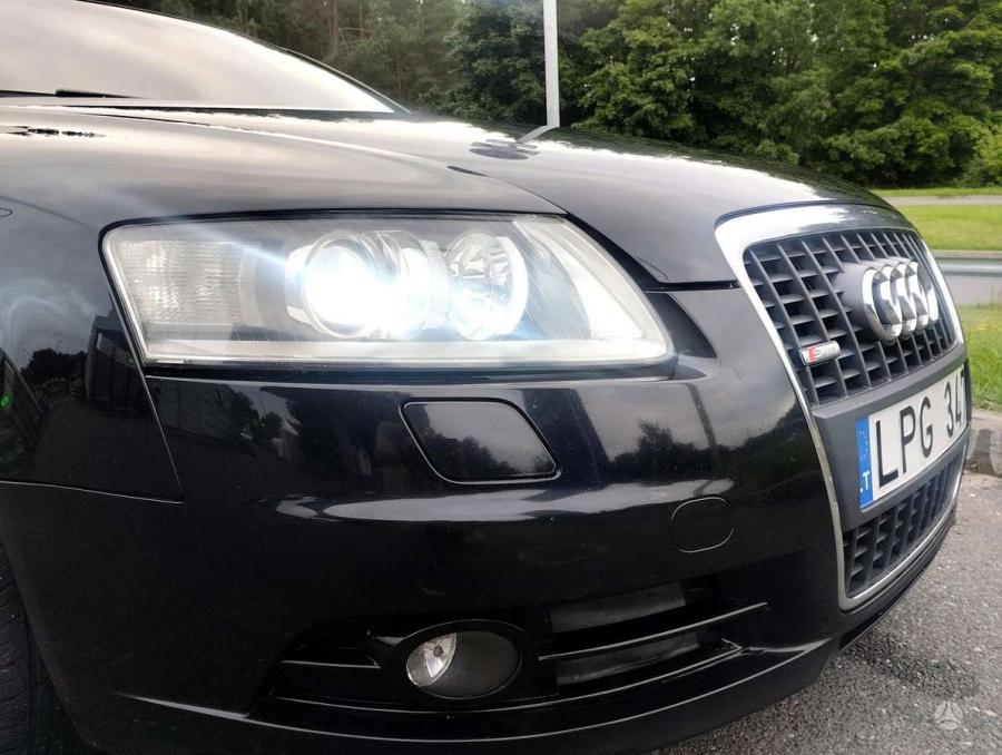 Black Audi A6 2005 in Vilnius, with an engine capacity of 2.97 L and mileage of 377 thousand km for 2450 €, photo 5 on AUTOMOTO.COM.LV