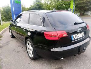 Black Audi A6 2005 in Vilnius, with an engine capacity of 2.97 L and mileage of 377 thousand km for 2450 €, photo 8 on AUTOMOTO.COM.LV