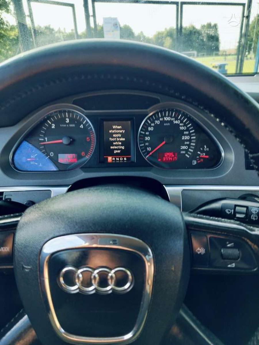 Black Audi A6 2005 in Vilnius, with an engine capacity of 2.97 L and mileage of 377 thousand km for 2450 €, photo 30 on AUTOMOTO.COM.LV