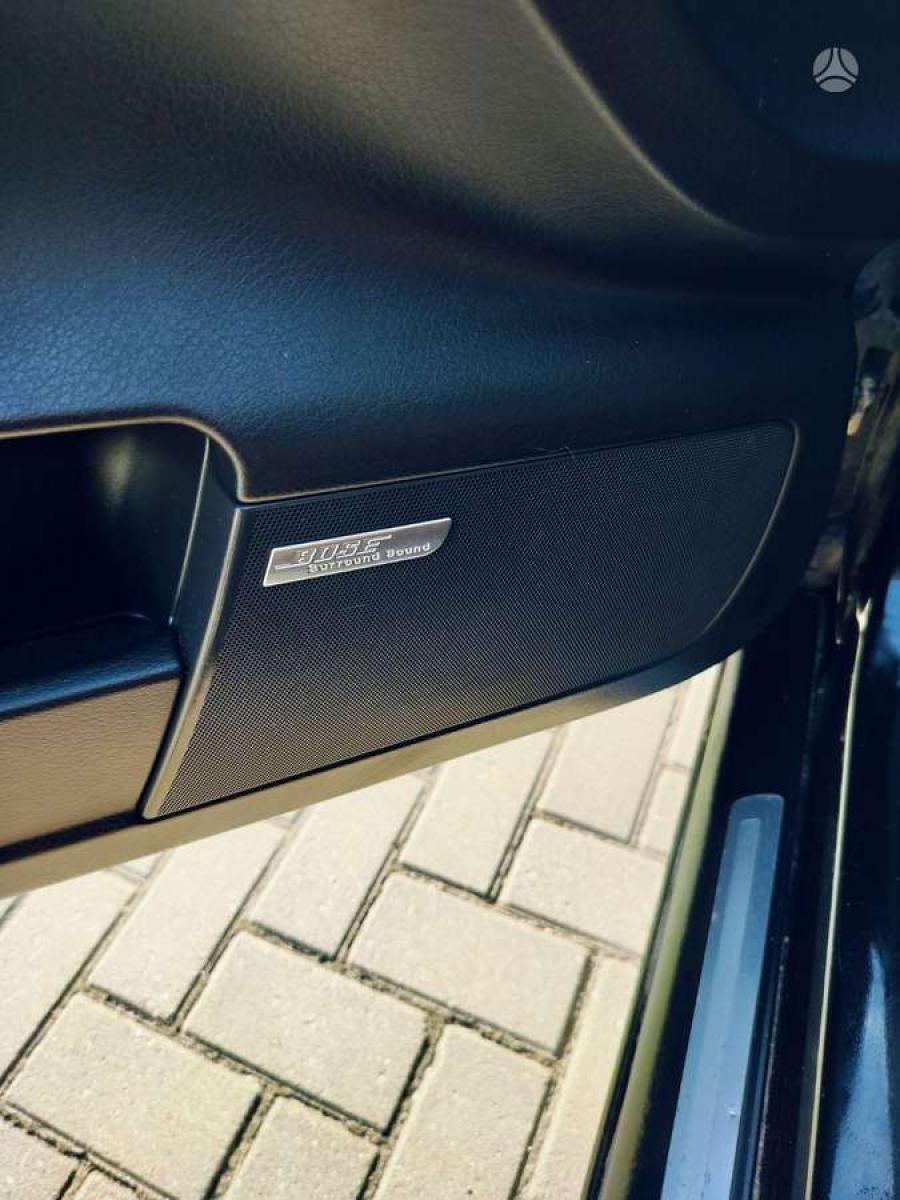 Black Audi A6 2005 in Vilnius, with an engine capacity of 2.97 L and mileage of 377 thousand km for 2450 €, photo 33 on AUTOMOTO.COM.LV