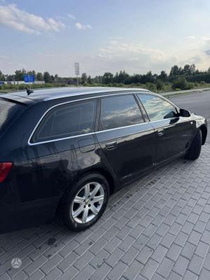 Melns Audi A6 2005 Viļņa, ar dzinēja tilpumu 2.70 L un nobraukumu 346 tūkst. km par 1500 €, foto 4 vietnē AUTOMOTO.COM.LV