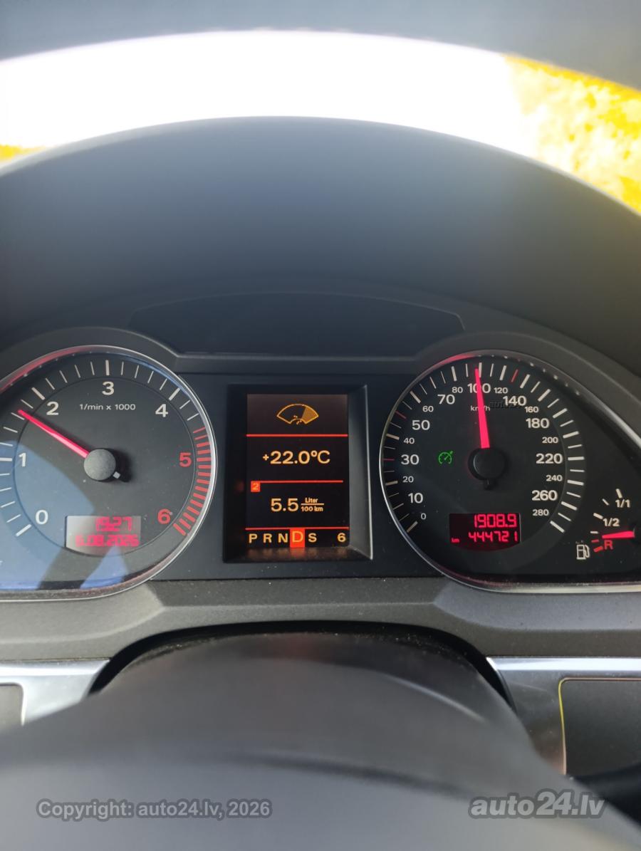Melns Audi A6 2005 Pērnava, ar dzinēja tilpumu 3.00 L un nobraukumu 445 tūkst. km par 3499 €, foto 21 vietnē AUTOMOTO.COM.LV