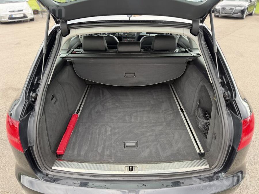 Melns Audi A6 2005 Ogre, ar dzinēja tilpumu 3.00 L un nobraukumu 377 tūkst. km par 3850 €, foto 24 vietnē AUTOMOTO.COM.LV