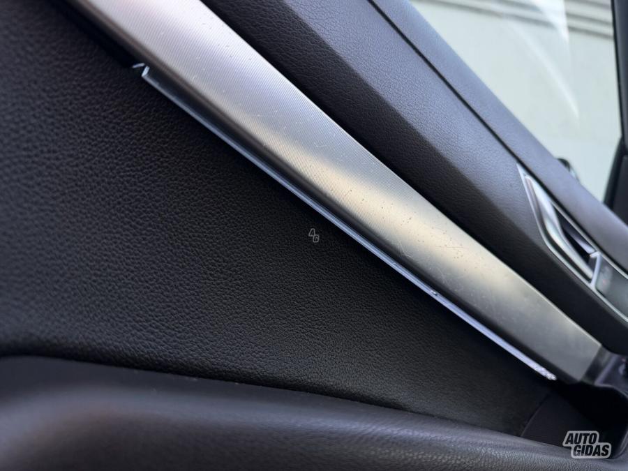 Black Audi A6 2005 in Vilnius, with an engine capacity of 3.00 L and mileage of 340 thousand km for 2200 €, photo 18 on AUTOMOTO.COM.LV