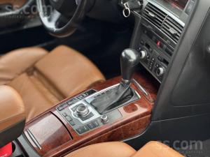 Black Audi A6 2005 in Riga, with an engine capacity of 3.00 L and mileage of 369 thousand km for 2250 €, photo 13 on AUTOMOTO.COM.LV