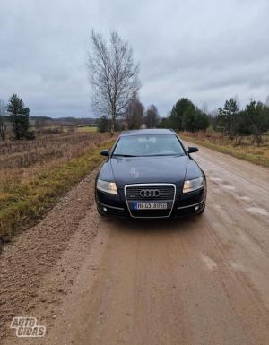 Melns Audi A6 2006 Viļņa, ar dzinēja tilpumu 4.20 L un nobraukumu 450 tūkst. km par 4000 €, foto  vietnē AUTOMOTO.COM.LV