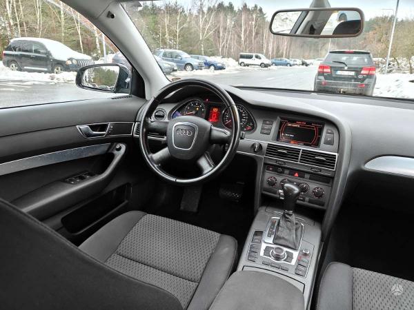 Black Audi A6 2006 in Vilnius, with an engine capacity of 2.39 L and mileage of 318 thousand km for 1850 €, photo 7 on AUTOMOTO.COM.LV