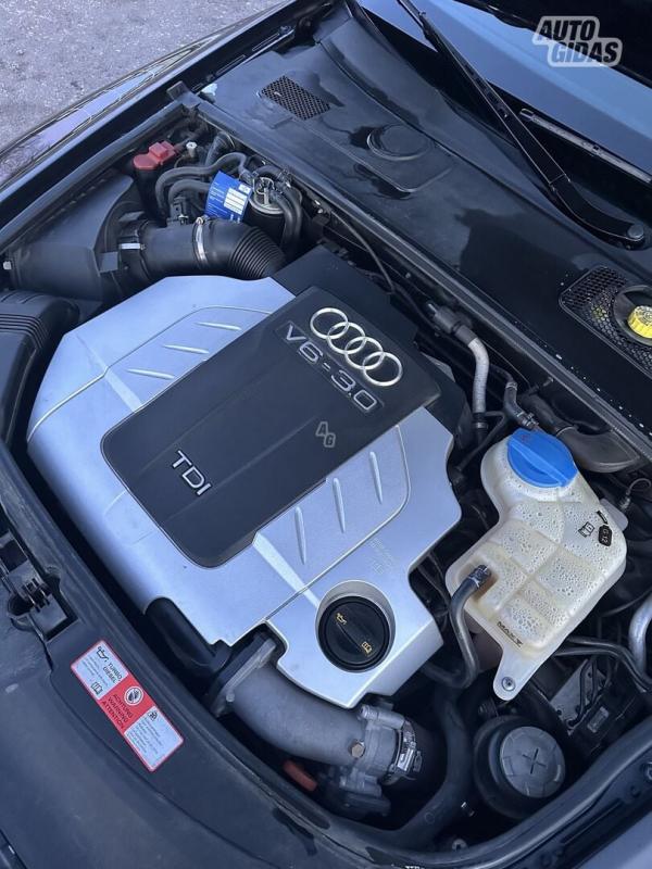 Black Audi A6 2006 in Siauliai, with an engine capacity of 3.00 L and mileage of 371 thousand km for 2850 €, photo 8 on AUTOMOTO.COM.LV