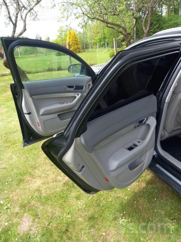 Black Audi A6 2006 in Tukums, with an engine capacity of 3.00 L and mileage of 400 thousand km for 1550 €, photo 10 on AUTOMOTO.COM.LV