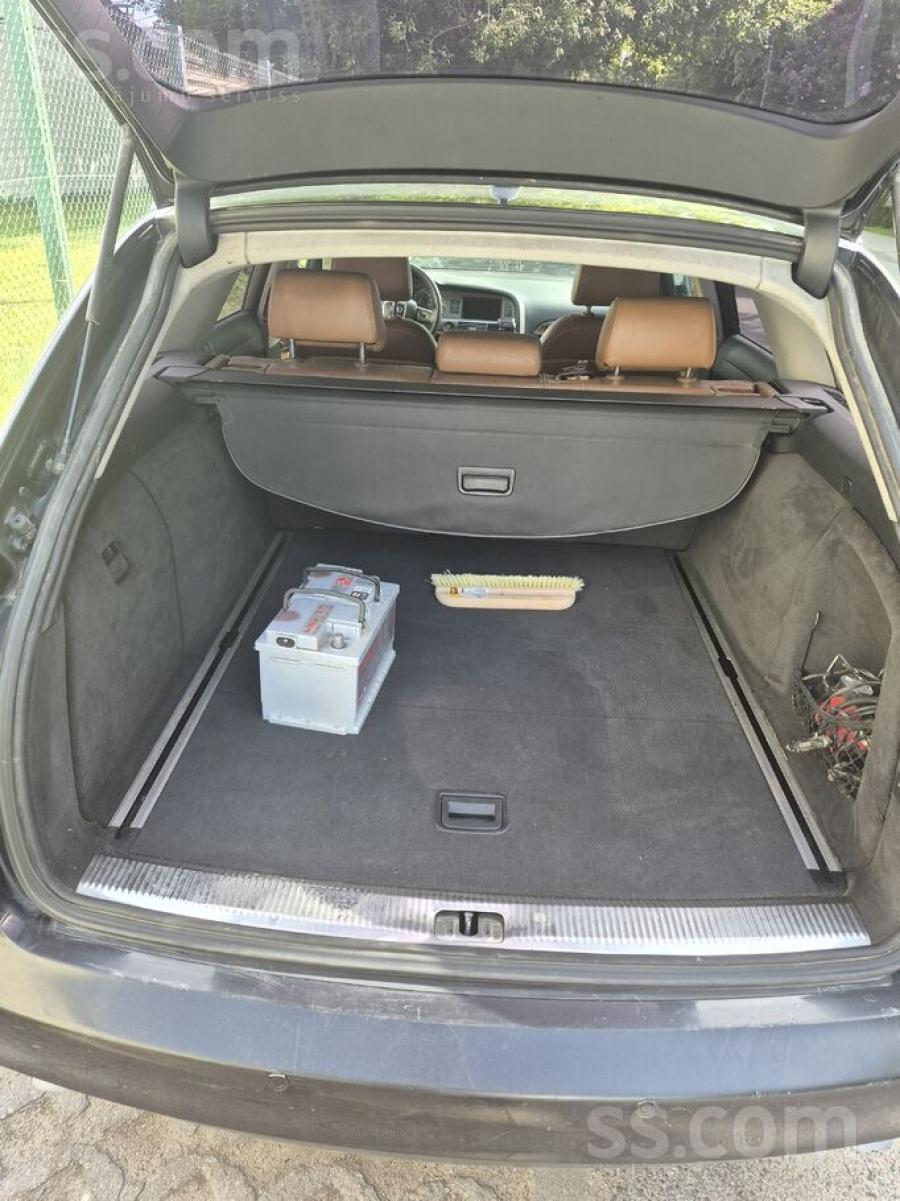 Black Audi A6 2006 in Bauska, with an engine capacity of 3.00 L and mileage of 280 thousand km for 2500 €, photo 4 on AUTOMOTO.COM.LV