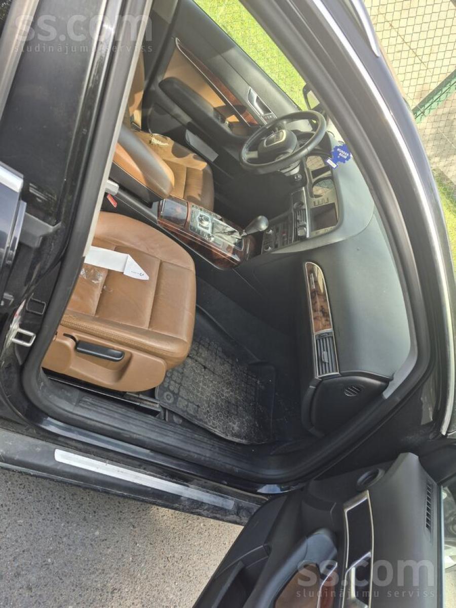 Black Audi A6 2006 in Bauska, with an engine capacity of 3.00 L and mileage of 280 thousand km for 2500 €, photo 6 on AUTOMOTO.COM.LV