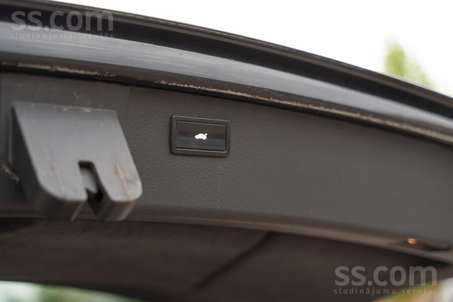 Black Audi A6 2006 in Liepaja, with an engine capacity of 3.00 L and mileage of 404 thousand km for 3900 €, photo 29 on AUTOMOTO.COM.LV