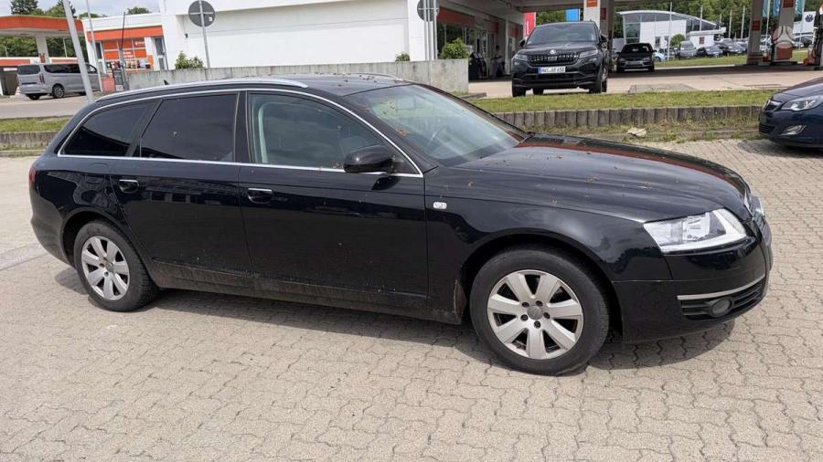 Melns Audi A6 2006 Jonava, ar dzinēja tilpumu 2.39 L un nobraukumu 235 tūkst. km par 2600 €, foto 4 vietnē AUTOMOTO.COM.LV