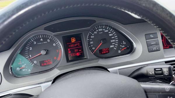 Melns Audi A6 2006 Jonava, ar dzinēja tilpumu 2.39 L un nobraukumu 235 tūkst. km par 2600 €, foto 7 vietnē AUTOMOTO.COM.LV