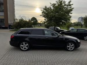 Black Audi A6 2006 in Riga, with an engine capacity of 3.00 L and mileage of 313 thousand km for 2990 €, photo 5 on AUTOMOTO.COM.LV
