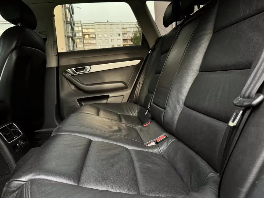 Black Audi A6 2006 in Riga, with an engine capacity of 3.00 L and mileage of 313 thousand km for 2990 €, photo 10 on AUTOMOTO.COM.LV