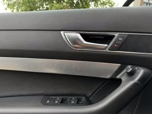 Black Audi A6 2006 in Riga, with an engine capacity of 3.00 L and mileage of 313 thousand km for 2990 €, photo 11 on AUTOMOTO.COM.LV