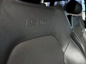 Black Audi A6 2006 in Riga, with an engine capacity of 3.00 L and mileage of 317 thousand km for 3290 €, photo 9 on AUTOMOTO.COM.LV