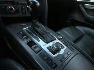 Black Audi A6 2006 in Riga, with an engine capacity of 3.00 L and mileage of 306 thousand km for 3990 €, photo 25 on AUTOMOTO.COM.LV