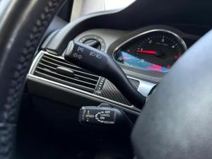 Black Audi A6 2006 in Riga, with an engine capacity of 3.00 L and mileage of 306 thousand km for 3990 €, photo 26 on AUTOMOTO.COM.LV