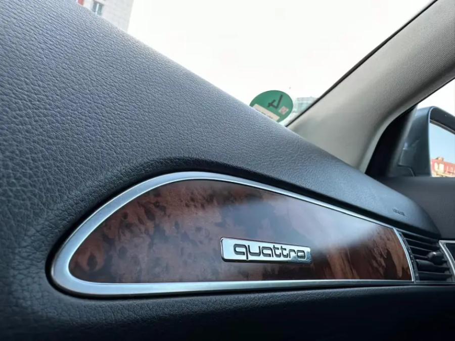 Black Audi A6 2006 in Riga, with an engine capacity of 3.00 L and mileage of 306 thousand km for 3990 €, photo 30 on AUTOMOTO.COM.LV