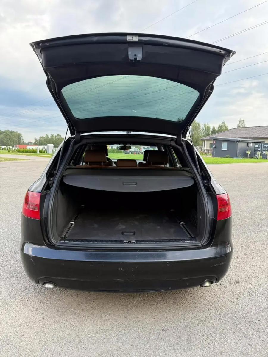 Black Audi A6 2006 in Riga, with an engine capacity of 3.00 L and mileage of 370 thousand km for 2900 €, photo 10 on AUTOMOTO.COM.LV