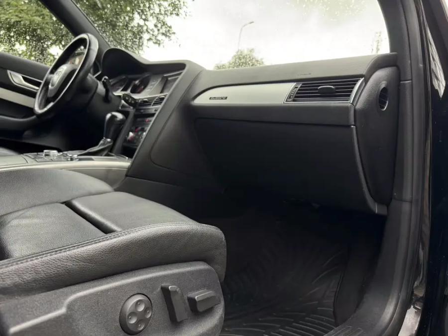 Black Audi A6 2006 in Riga, with an engine capacity of 3.00 L and mileage of 267 thousand km for 4690 €, photo 12 on AUTOMOTO.COM.LV