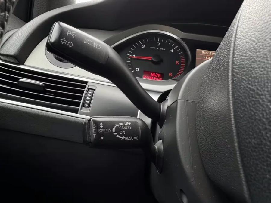 Black Audi A6 2006 in Riga, with an engine capacity of 3.00 L and mileage of 267 thousand km for 4690 €, photo 31 on AUTOMOTO.COM.LV
