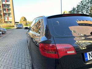 Black Audi A6 2006 in Riga, with an engine capacity of 3.00 L and mileage of 246 thousand km for 3390 €, photo 9 on AUTOMOTO.COM.LV