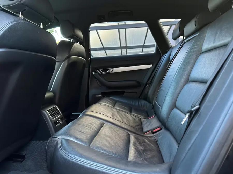 Black Audi A6 2006 in Riga, with an engine capacity of 3.00 L and mileage of 246 thousand km for 3390 €, photo 15 on AUTOMOTO.COM.LV