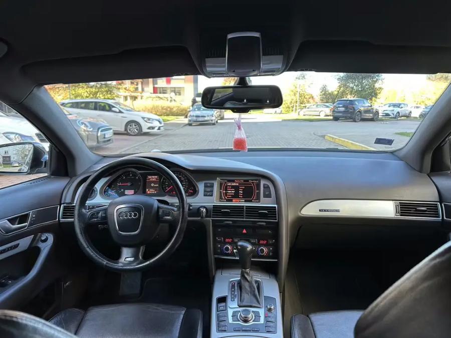 Black Audi A6 2006 in Riga, with an engine capacity of 3.00 L and mileage of 246 thousand km for 3390 €, photo 18 on AUTOMOTO.COM.LV