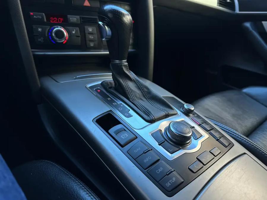 Black Audi A6 2006 in Riga, with an engine capacity of 3.00 L and mileage of 246 thousand km for 3390 €, photo 28 on AUTOMOTO.COM.LV