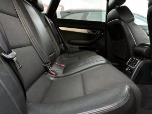 Black Audi A6 2006 in Riga, with an engine capacity of 3.00 L and mileage of 289 thousand km for 4390 €, photo 16 on AUTOMOTO.COM.LV