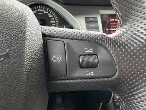 Black Audi A6 2006 in Riga, with an engine capacity of 3.00 L and mileage of 289 thousand km for 4390 €, photo 31 on AUTOMOTO.COM.LV