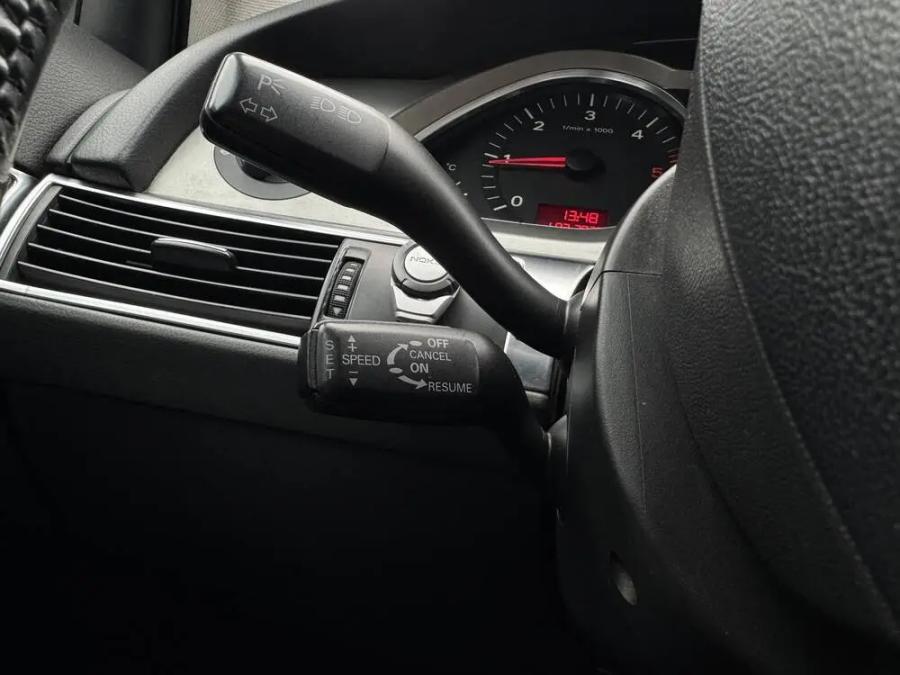 Black Audi A6 2006 in Riga, with an engine capacity of 3.00 L and mileage of 396 thousand km for 4990 €, photo 20 on AUTOMOTO.COM.LV
