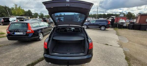 Черный Ауди А6 2006 в Рига, объемом двигателя 3.00 л и пробегом 268 тыс. км за 3500 €, фото 7 на AUTOMOTO.COM.LV