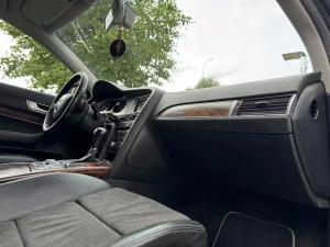 Black Audi A6 2006 in Riga, with an engine capacity of 3.00 L and mileage of 387 thousand km for 3990 €, photo 9 on AUTOMOTO.COM.LV