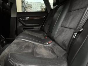 Black Audi A6 2006 in Riga, with an engine capacity of 3.00 L and mileage of 387 thousand km for 3990 €, photo 11 on AUTOMOTO.COM.LV