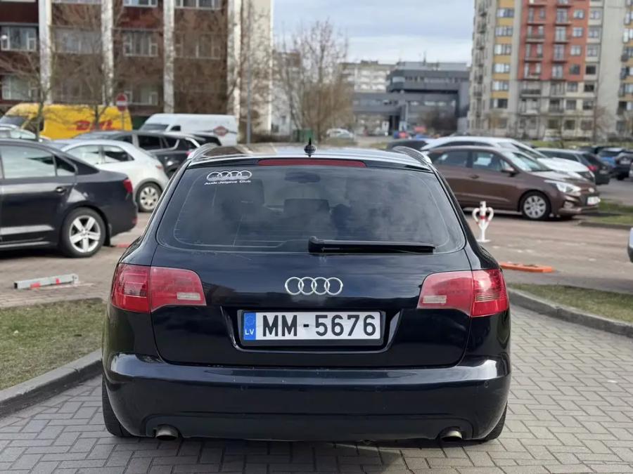 Black Audi A6 2006 in Riga, with an engine capacity of 3.00 L and mileage of 386 thousand km for 2790 €, photo 4 on AUTOMOTO.COM.LV