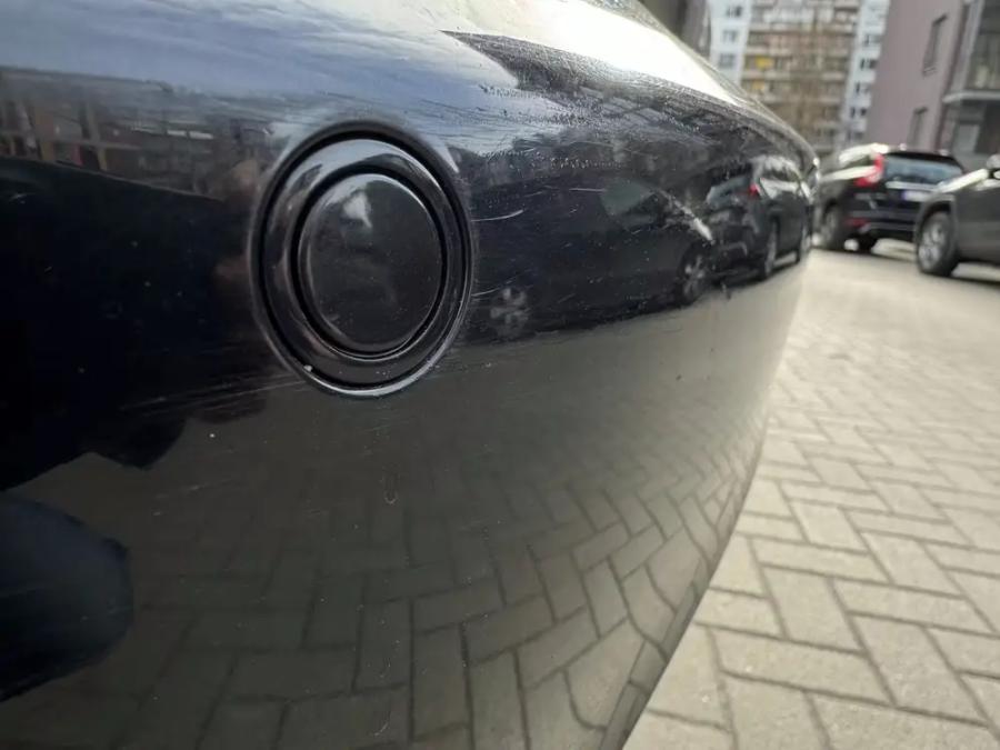 Black Audi A6 2006 in Riga, with an engine capacity of 3.00 L and mileage of 386 thousand km for 2790 €, photo 5 on AUTOMOTO.COM.LV