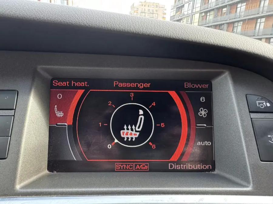Black Audi A6 2006 in Riga, with an engine capacity of 3.00 L and mileage of 386 thousand km for 2790 €, photo 20 on AUTOMOTO.COM.LV